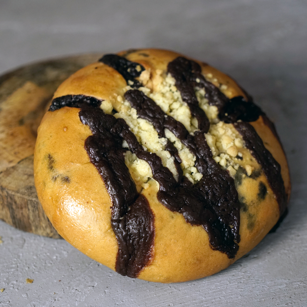 Chocolate Chip Roll - SEVEN GRAIN CAKES